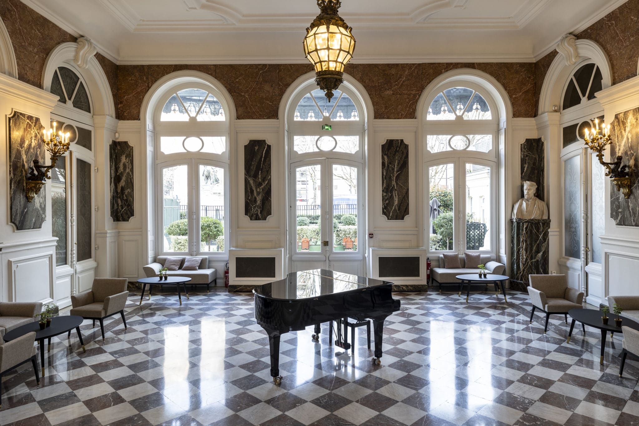 L'HÔTEL LE MAROIS, un lieu évènementiel chargé d'histoire - France ...